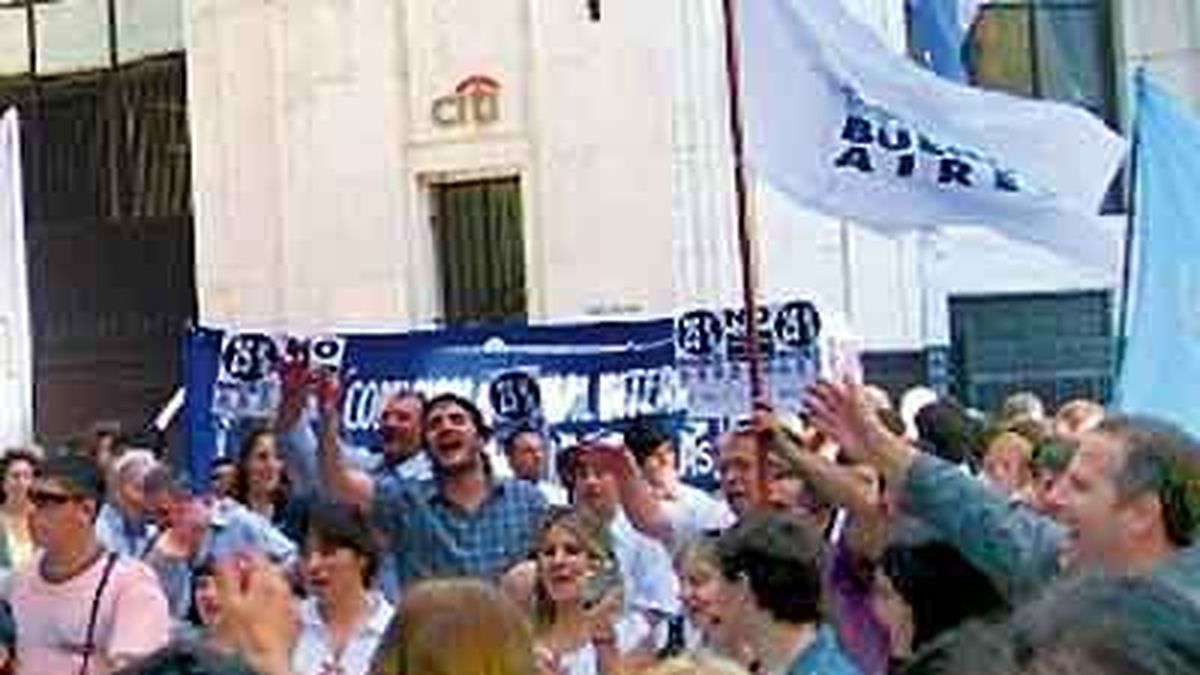 Los bancarios llegaron a un principio de acuerdo Los bancarios llegaron a un principio de acuerdo