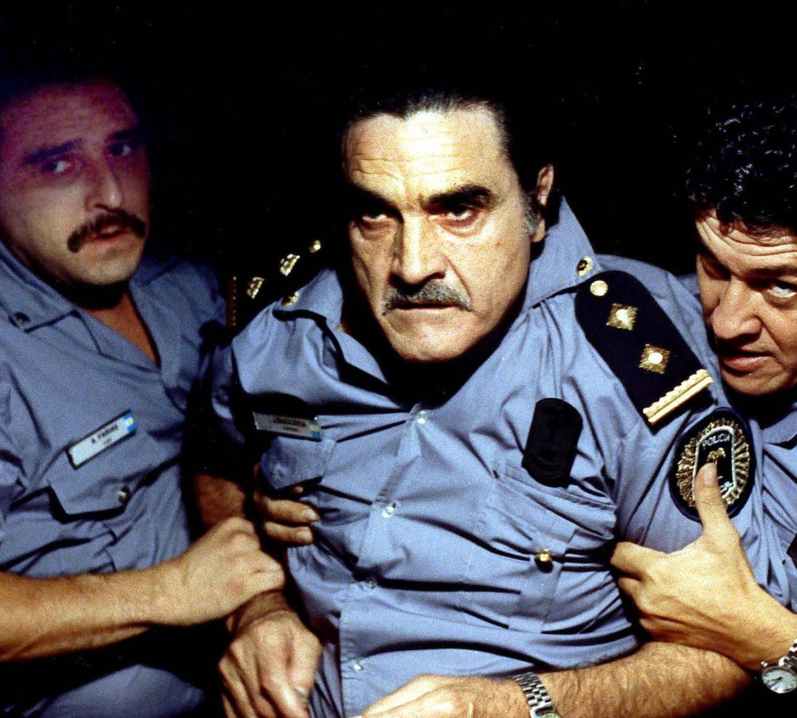 La carrera de Lito Cruz en fotos