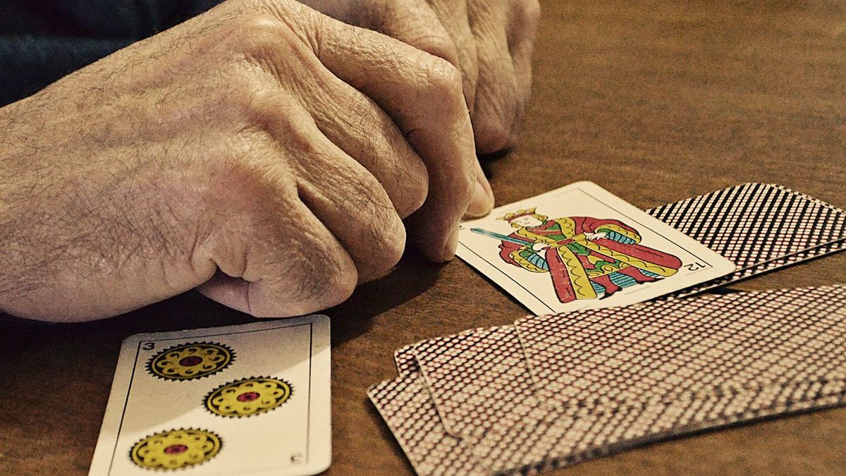 Manilla, el nueve que ayuda