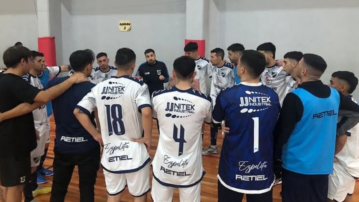 Unión Ezpeleta volvió a la derrota