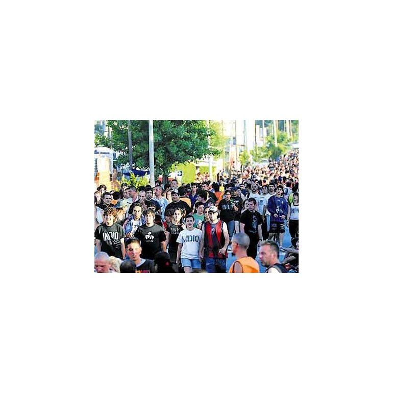 Ante Casi 80 Mil Personas Se Presentó El Indio Solari