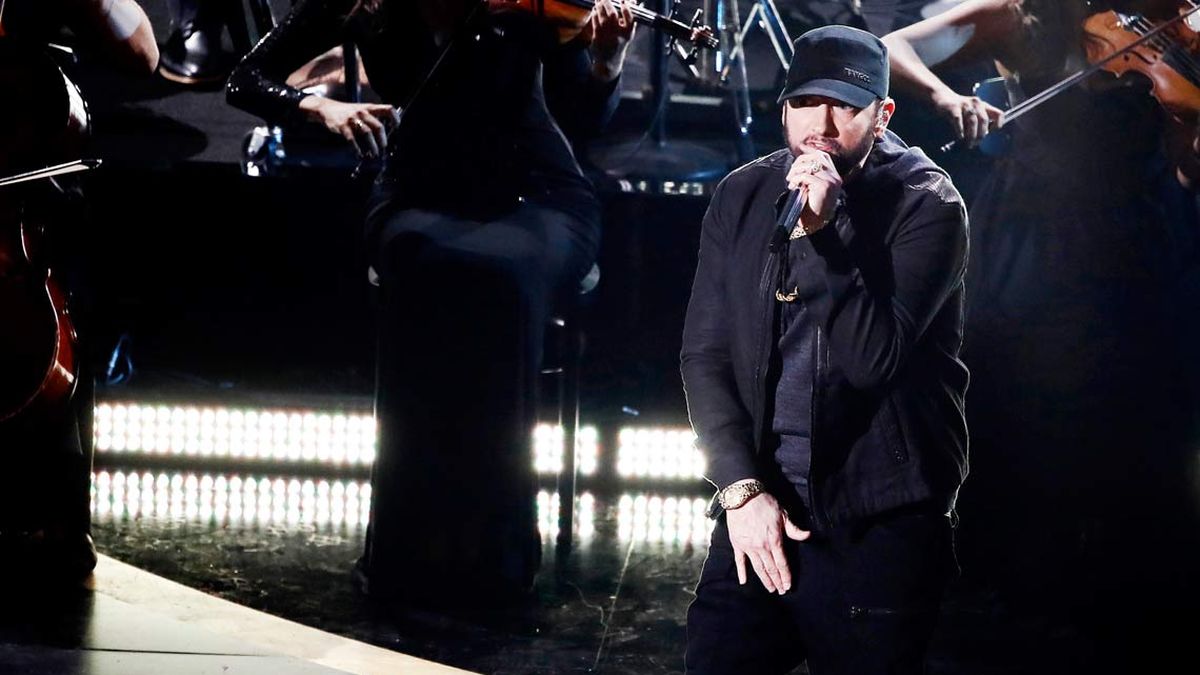 ¿Por qué Eminem cantó su tema ganador del Oscar Lose Yourself 17 años ...