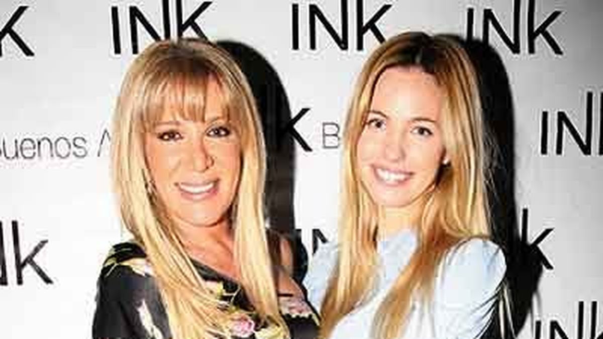 Reina: CHAU Rocio, HOLA Sabrina