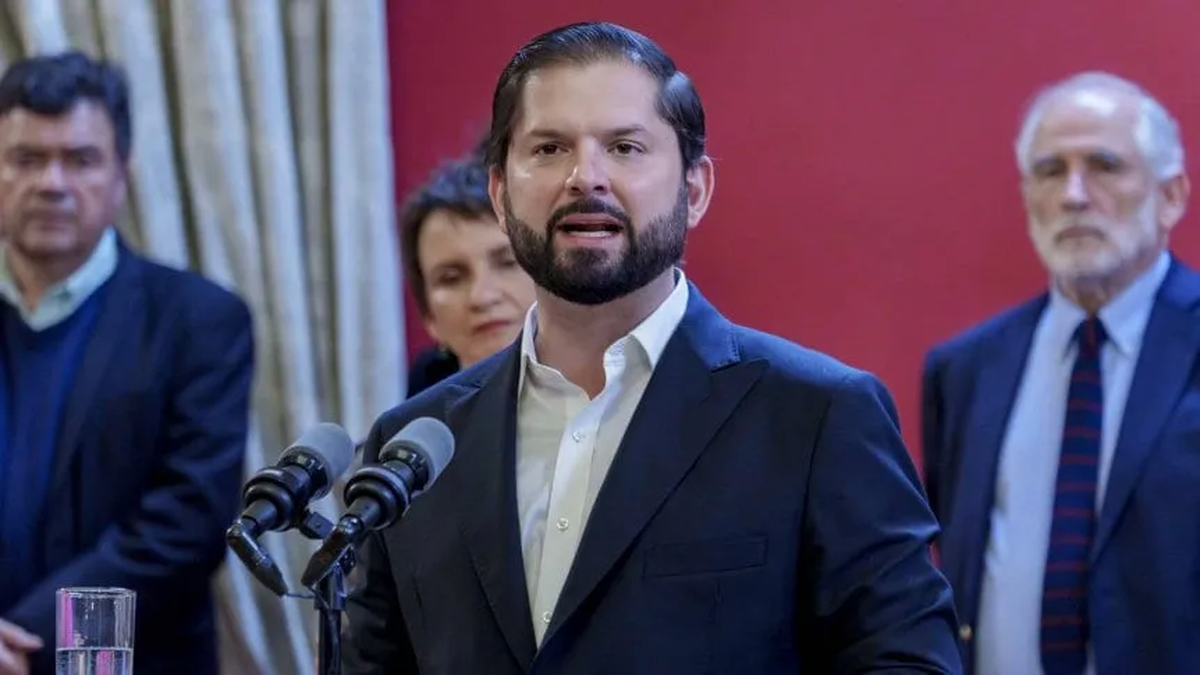 El presidente de Chile Gabriel Boric estalló contra la FIFA