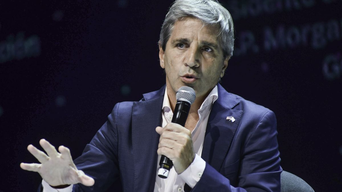 Caputo se reunió con el Círculo rojo: detalles sobre el dólar y el FMI