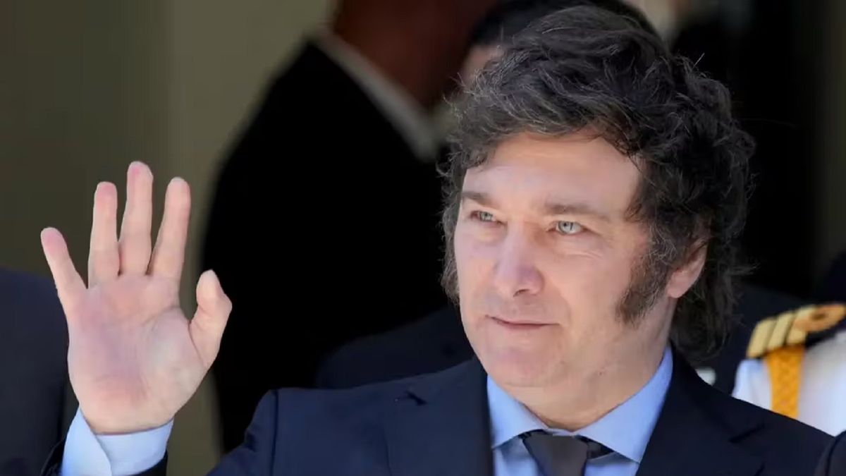 Javier Milei recibirá a Antony Blinken y planea un viaje a Estados Unidos