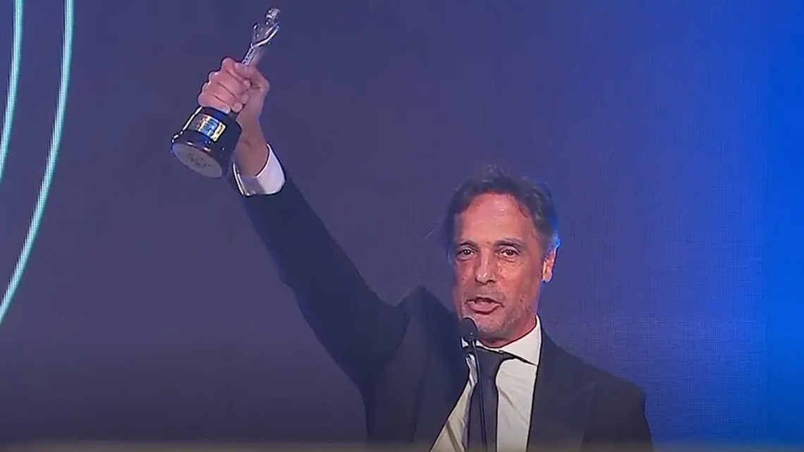 Martín Fierro a la Radio: Kaczka, Dolina y Lalo Mir se llevaron el Oro