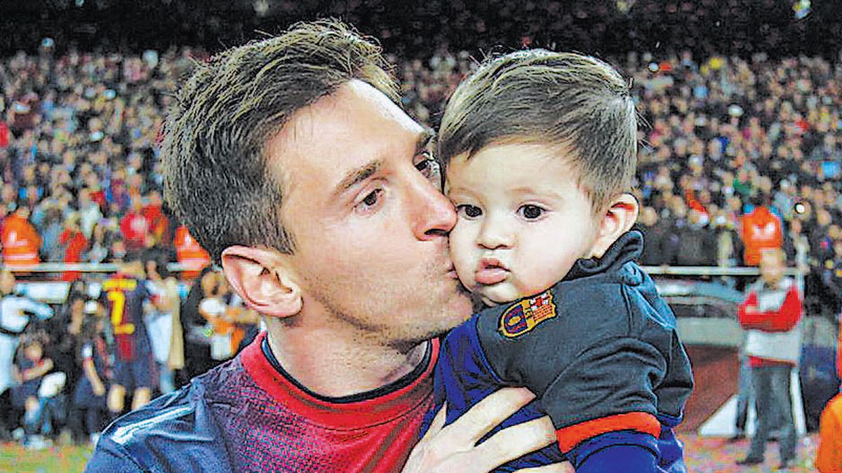 Goles y mimos: los papás de la Selección Argentina