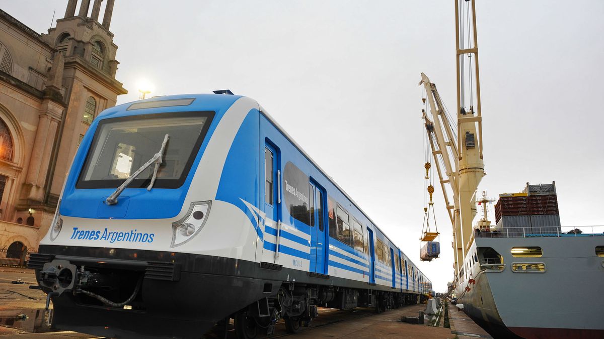 En el tren Mitre Retiro-Tigre circulan formaciones O KM