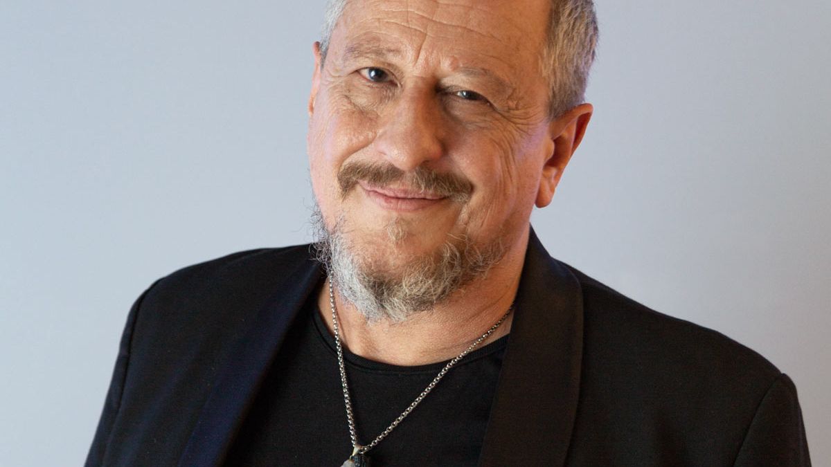 Daniel Aráoz, el maestro del humor absurdo