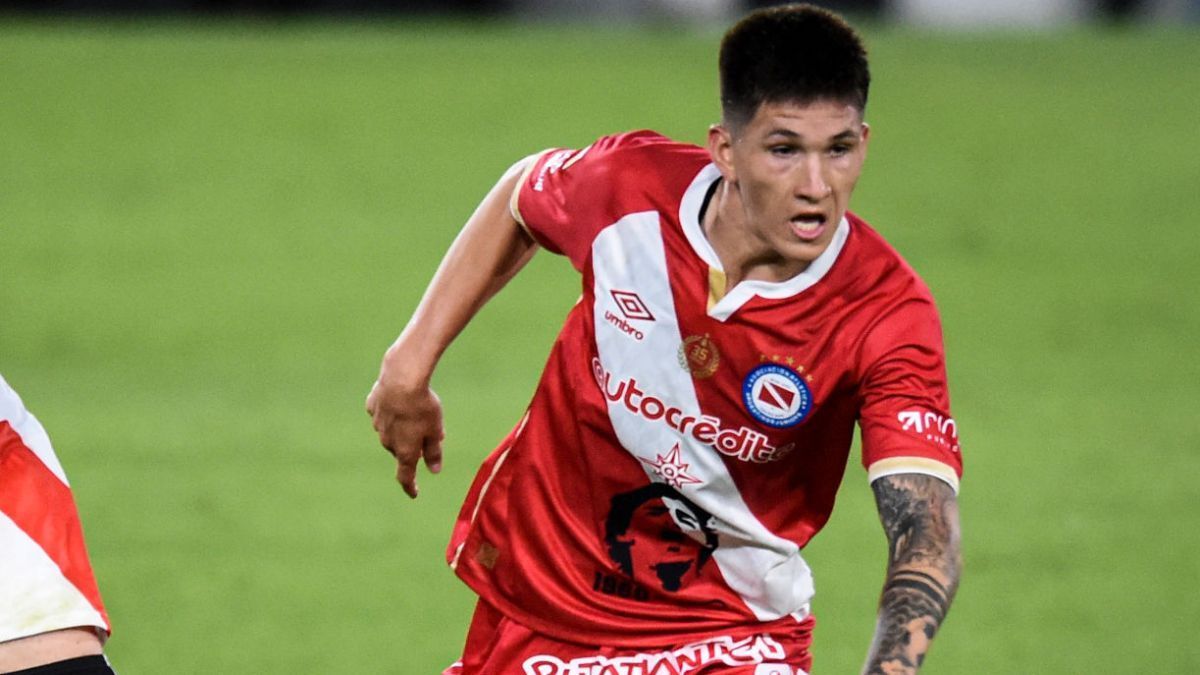 Franco Ibarra es el segundo refuerzo argentino para Heinze