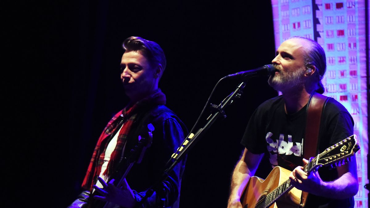 Travis brindó un show lleno de sorpresas y a puro britpop