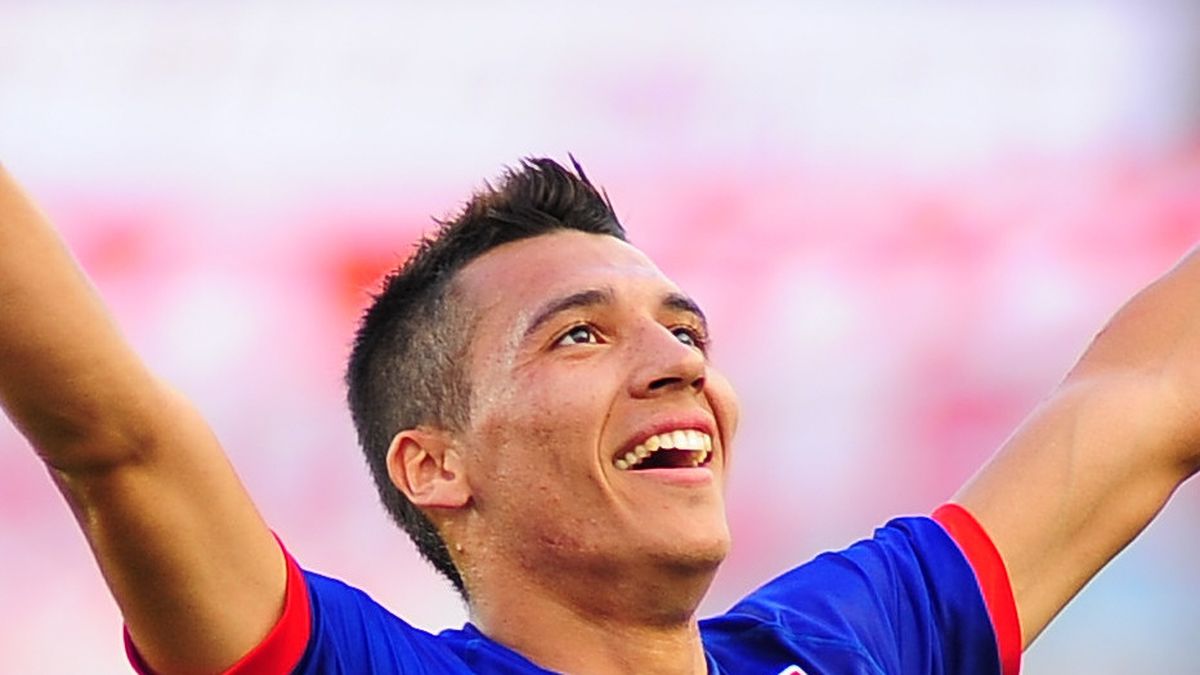 Si a Botta le cierran los números, se pone la de Racing