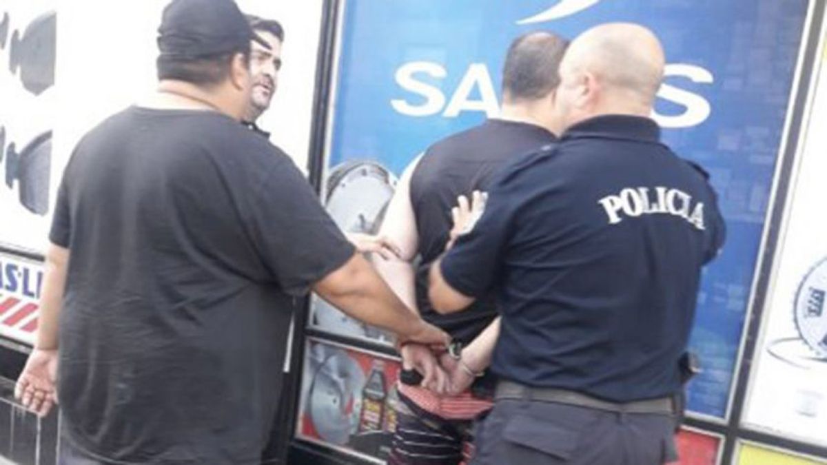 Lanús: detuvieron a un profesor de catequesis acusado de abusar de su ...