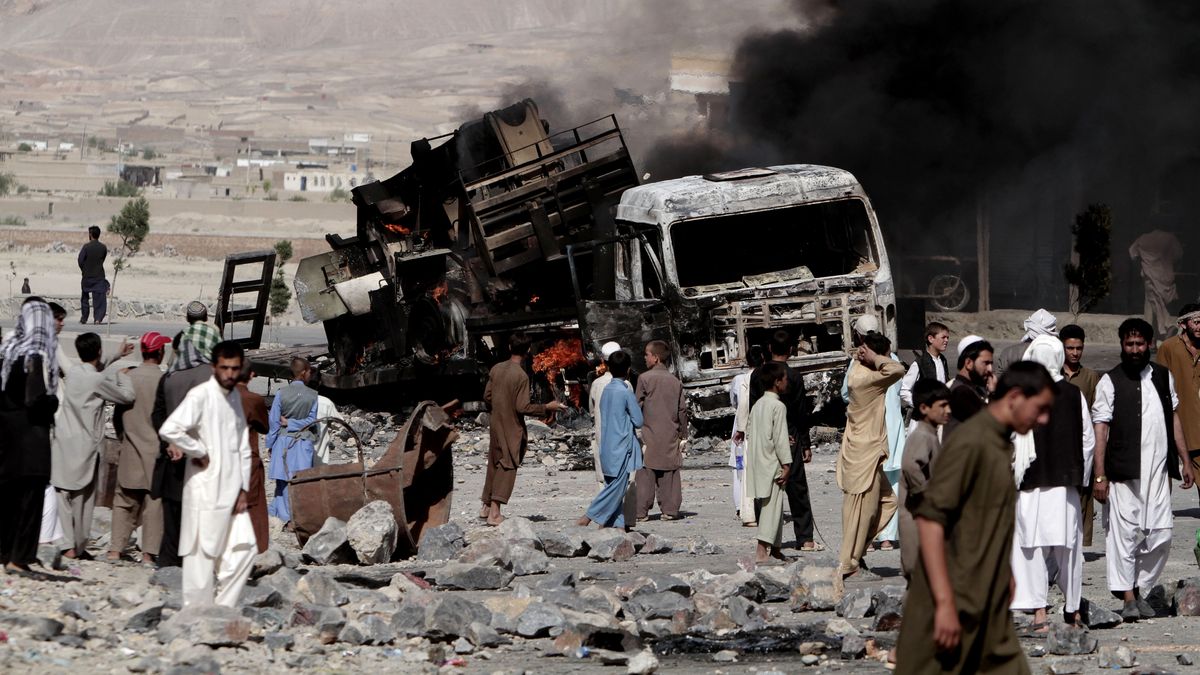 Ataque Talibán: explosiones y tiroteos en el centro de Kabul