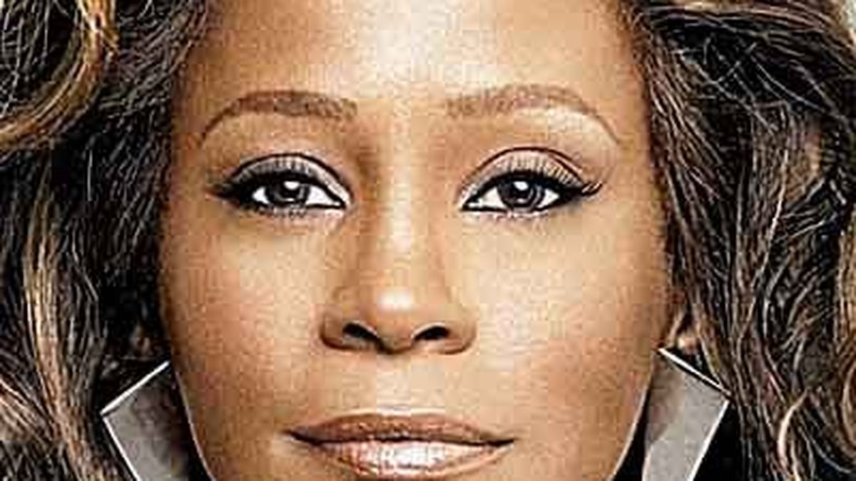 Costner y Aretha Franklin en el velatorio de Whitney