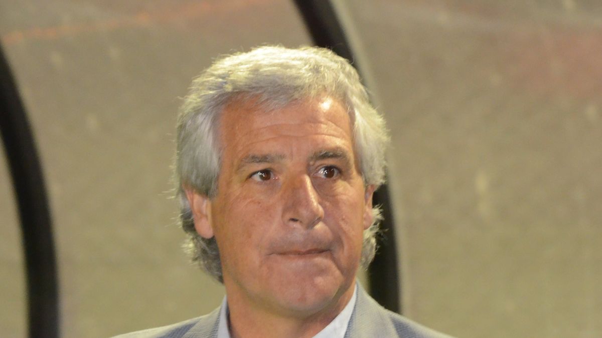 Rivoira quiere seguir en Almirante aunque los resultados condicionan