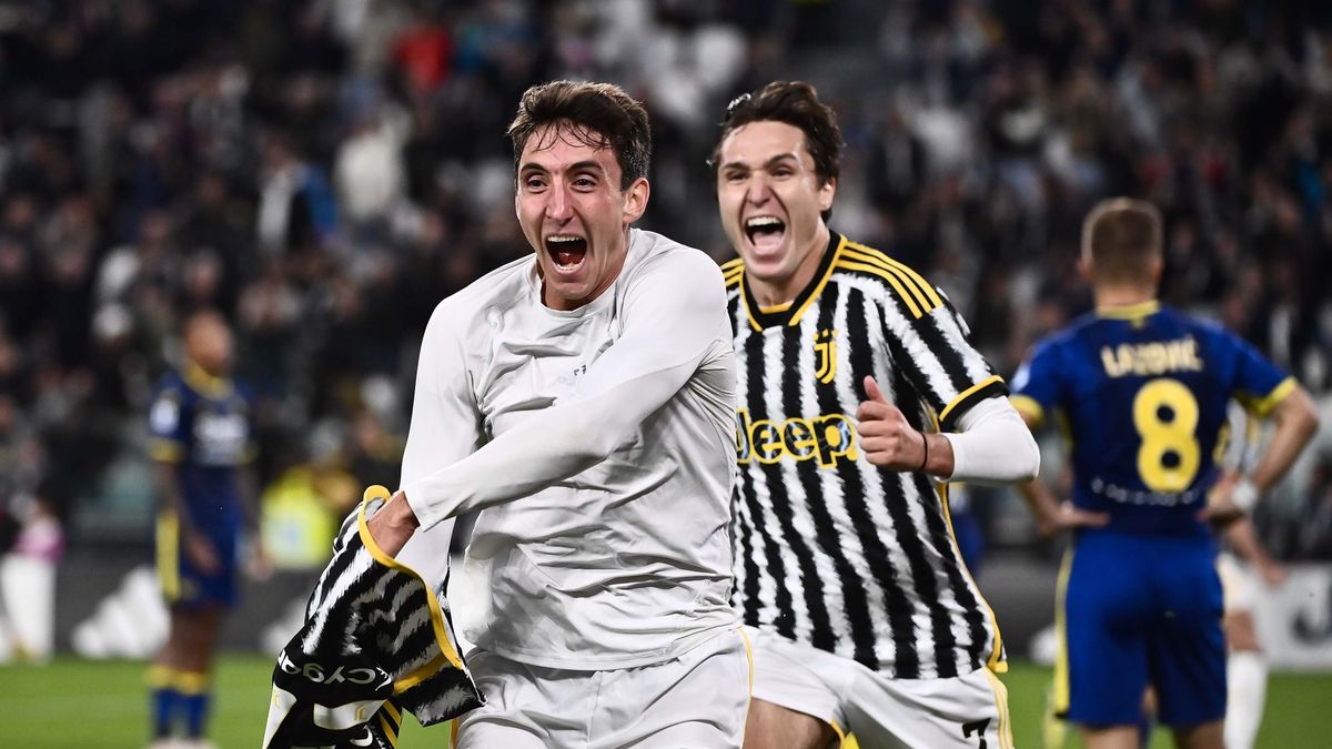 Juventus lo ganó sobre el final y es puntero en Italia