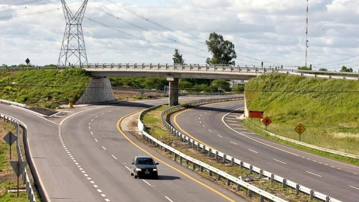 Economía pone en marcha la privatización de más de 1.800 km de rutas