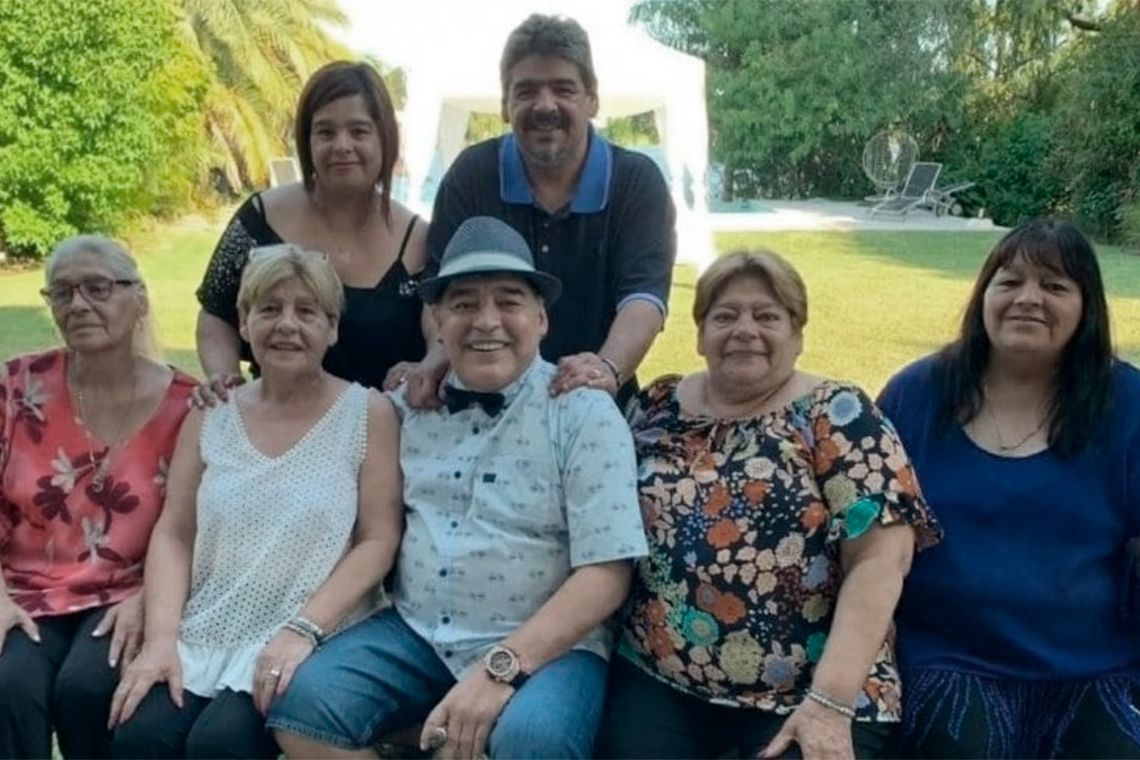 Las Hermanas De Maradona Estarán Presentes En La Finalissima
