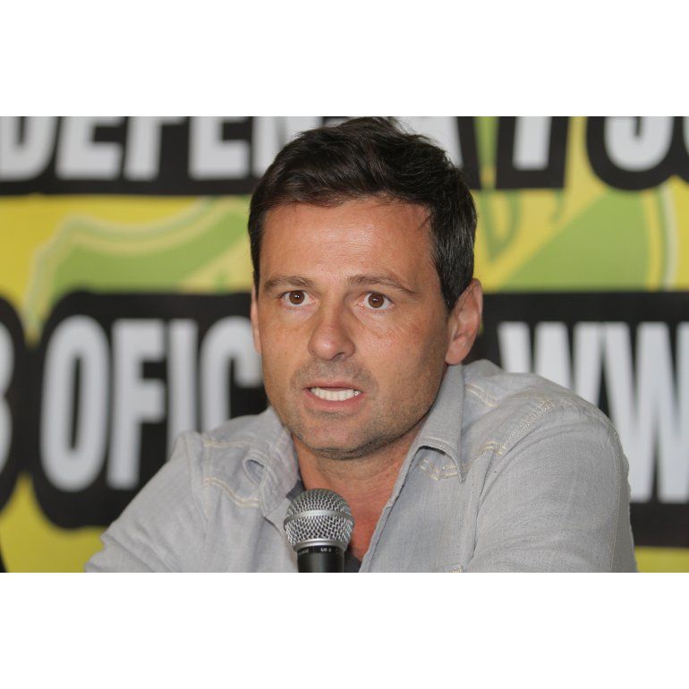 Defensa busca un delantero sin apuro y descartando a Cristian Milla