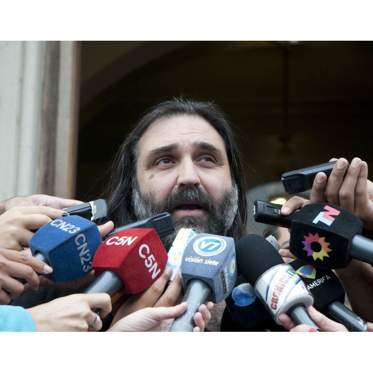 Baradel: Consideramos extorsivo el planteo del presentismo