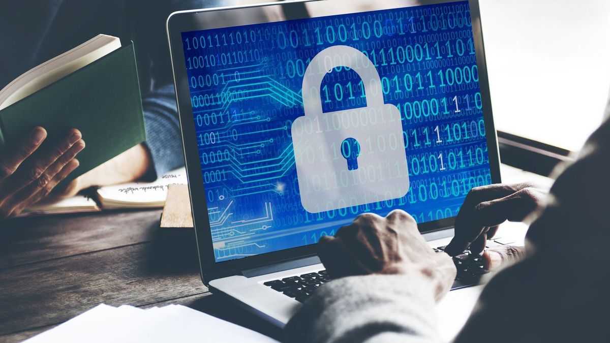 Día Internacional de la Seguridad Informática: qué es la nube de ...