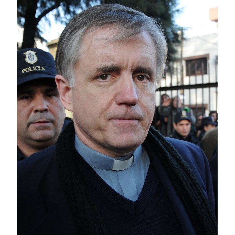 El padre Grassi fue condenado a 15 años de prisión