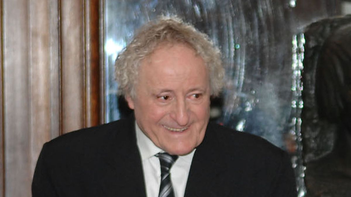 Carnaghi fue distinguido por la legislatura porteña