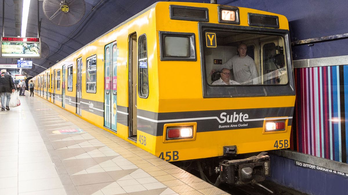 La línea E del subte prestará servicio con horario reducido