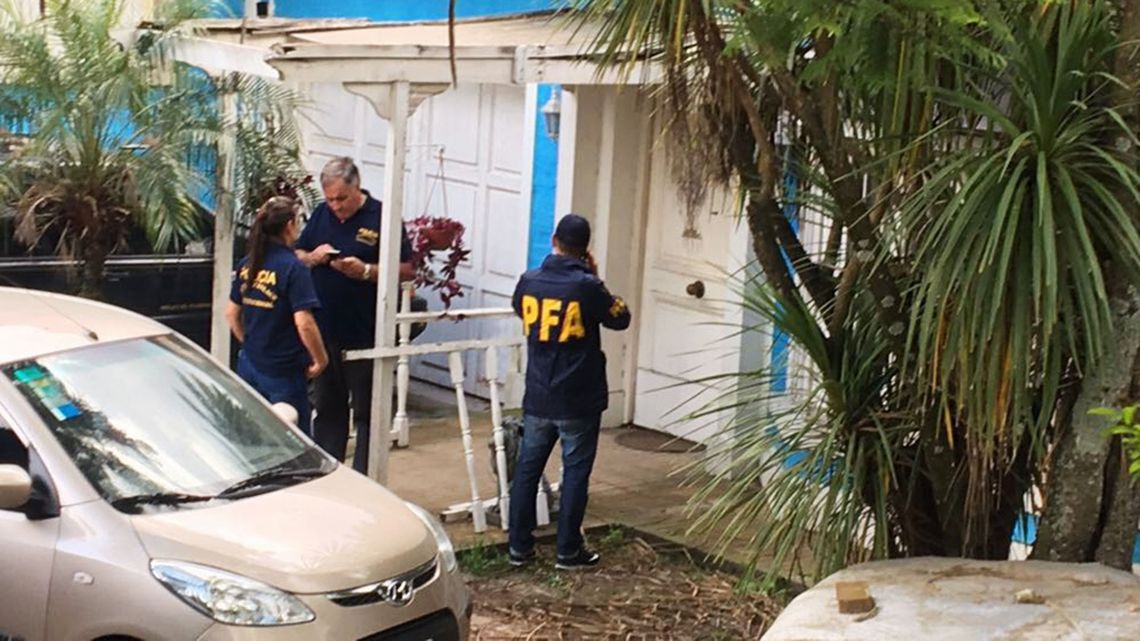 Giselle Rímolo adoptó una nueva apariencia e identidad