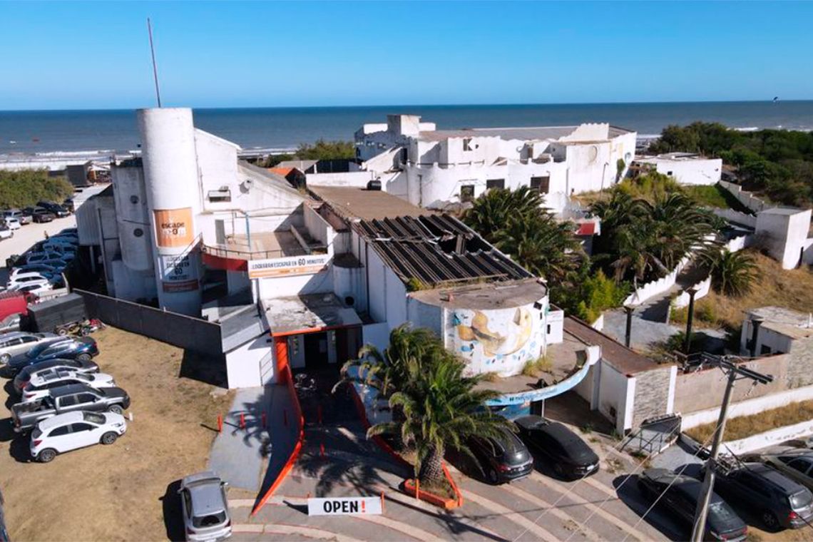 Pinamar: demuelen el boliche más emblemático de los 90