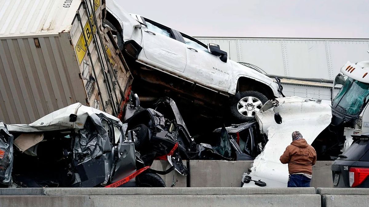 Estados Unidos: las fotos del impresionante choque en cadena entre 100 ...
