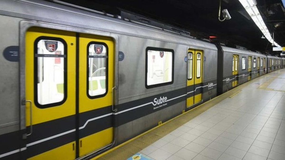 Subtes: anunciaron paro en líneas D y E, y Premetro para mañana