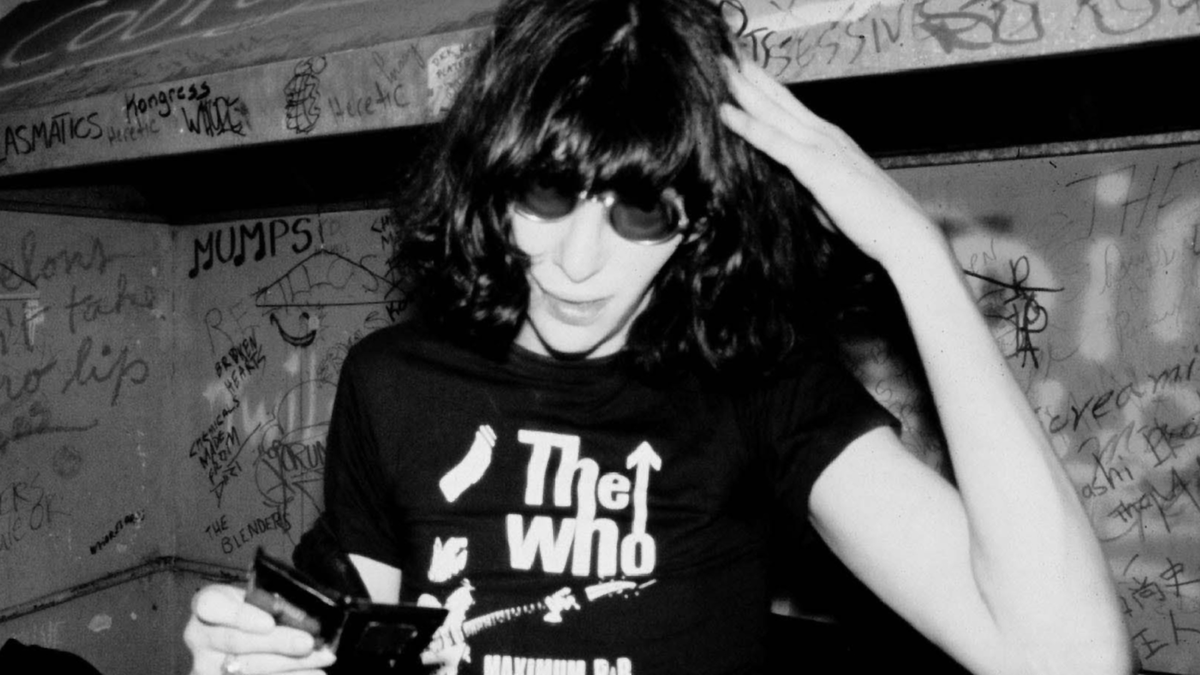 A 20 años de la muerte de Joey Ramone, leyenda del punk rock