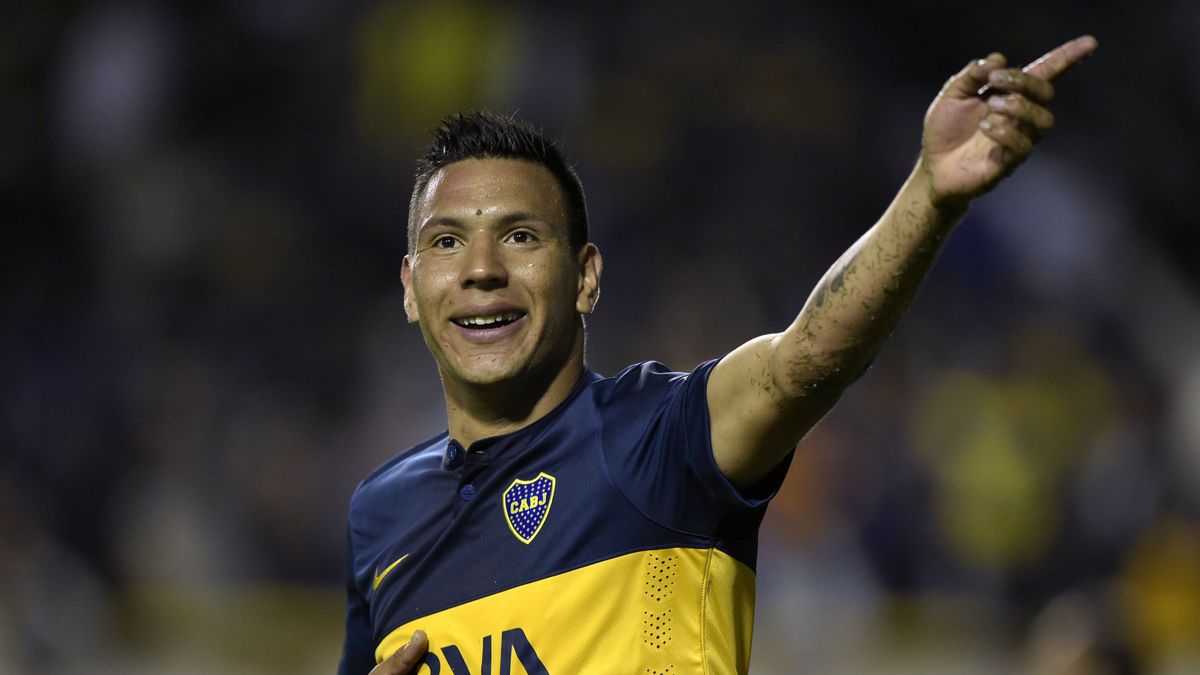 Chávez está casi afuera del Superclásico y el Vasco sorprende con Carrizo