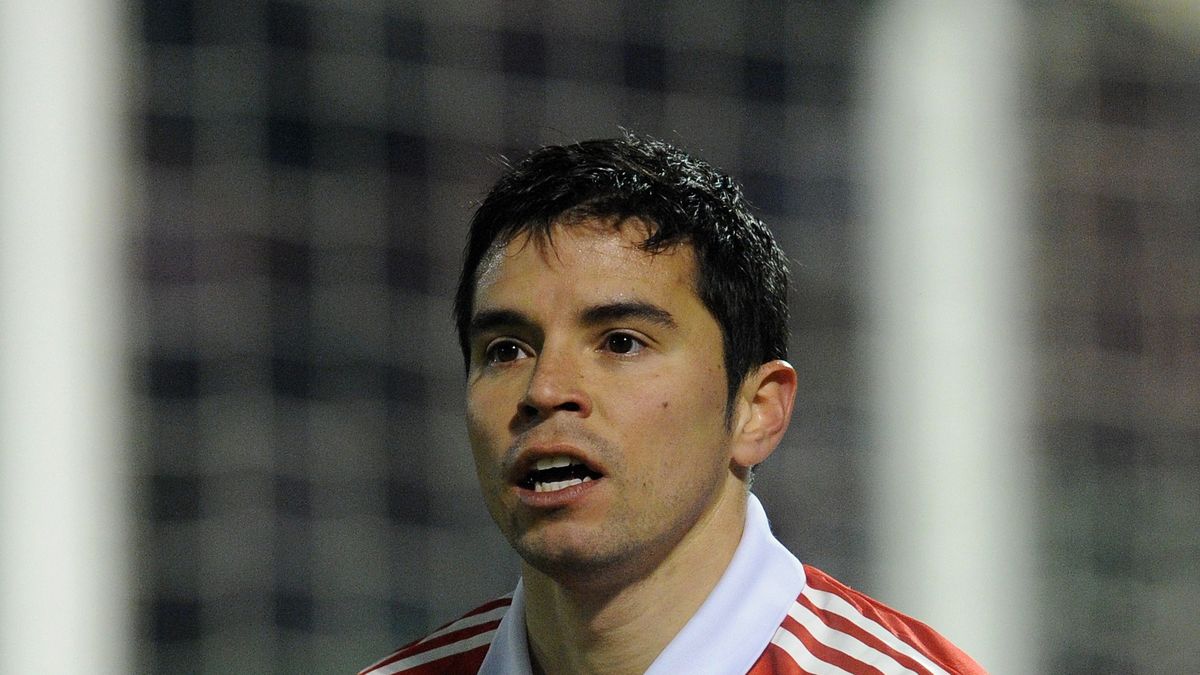 La mujer de Saviola tuvo duros cruces con hinchas de River