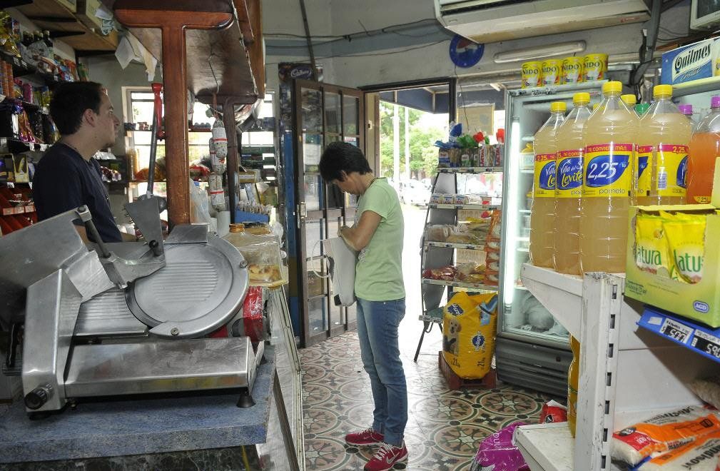 Coronavirus | Almaceneros bonaerenses señalan dificultades para reponer ...