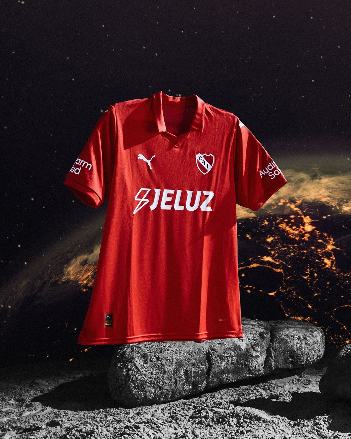 Conocé la nueva camiseta titular de Independiente