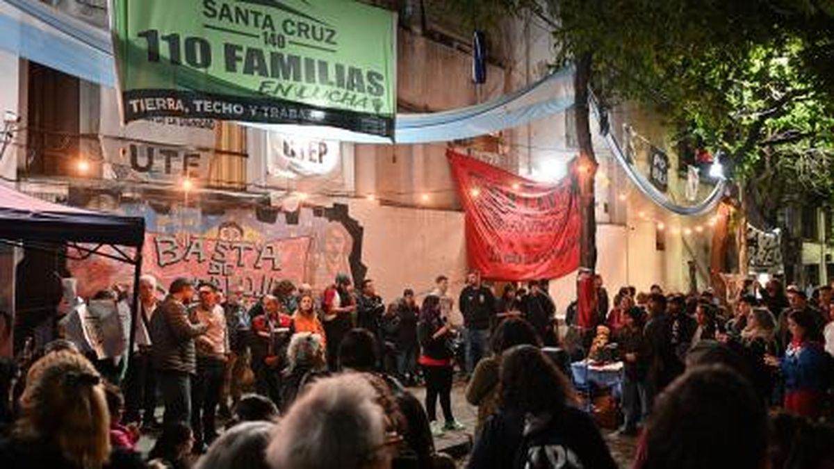 Parque Patricios: tensión por desalojo de 600 personas de una propiedad