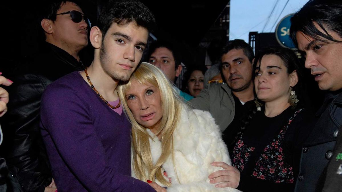 Betty Olave, la mamá de Rodrigo y Ulises Bueno, sufrió un infarto: le ...