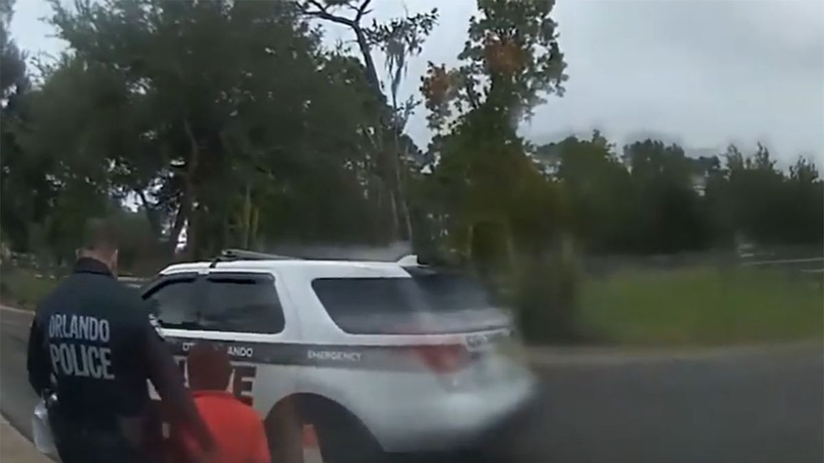 El video viral de Kaia Rolle, la niña de 6 años arrestada por policías