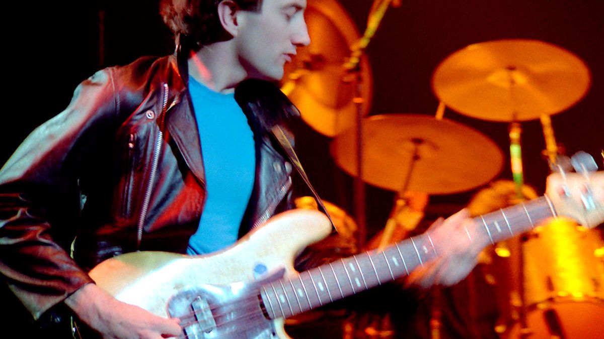 Así está ahora John Deacon, el misterioso bajista de Queen, en su ...