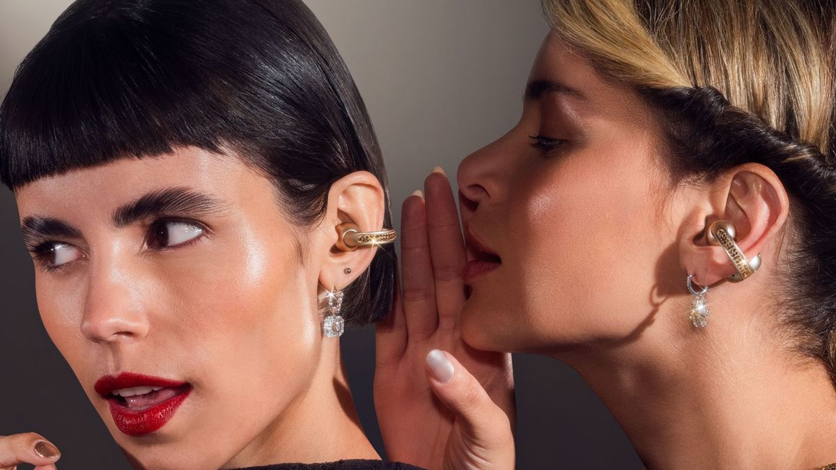 En Argentina ya están disponibles los moto buds loop Sound by Bose en color Pantone Trekking Green