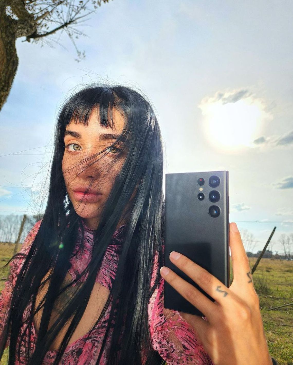 María Becerra explotó las redes con una jugada foto