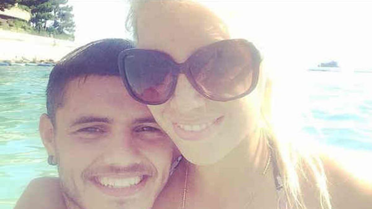 Wanda y Mauro disfrutan del sol y del embarazo