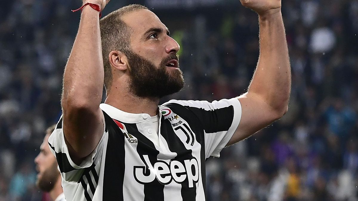 Higuaín: Lo importante es llegar a las finales, no sólo ganarlas