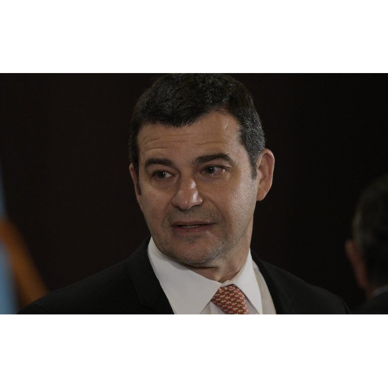 Galuccio advirtió sobre el peligro que se cierne en YPF