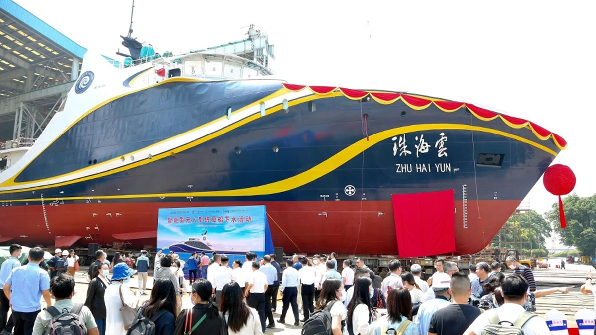 China: ya navega el primer barco no tripulado inteligente del mundo
