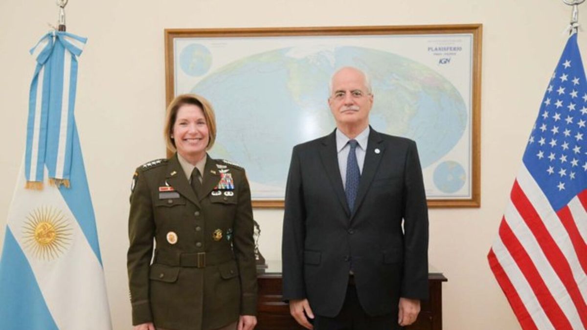 Jorge Taiana recibió a la jefa del Comando Sur de Estados Unidos